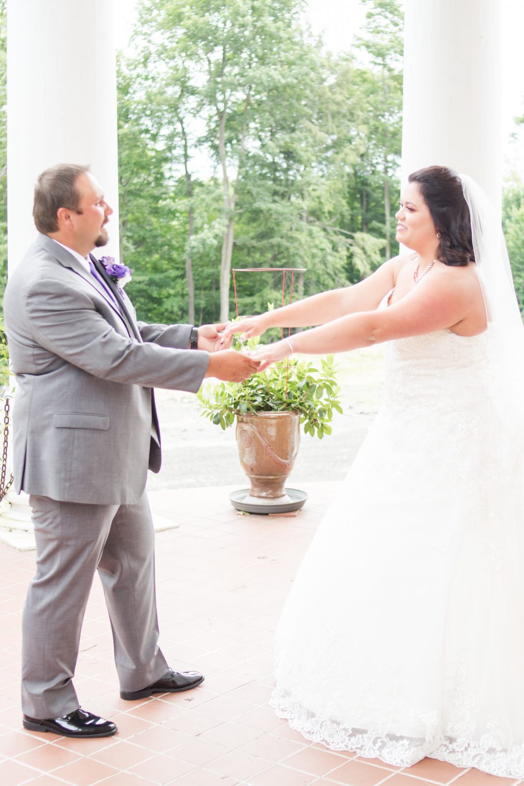 JOSH + ERIKA - elizabethbehanphotography.com