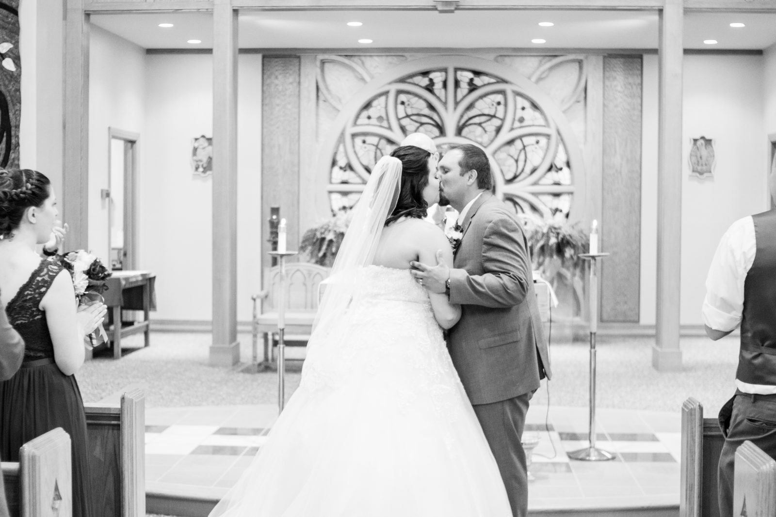 JOSH + ERIKA - elizabethbehanphotography.com
