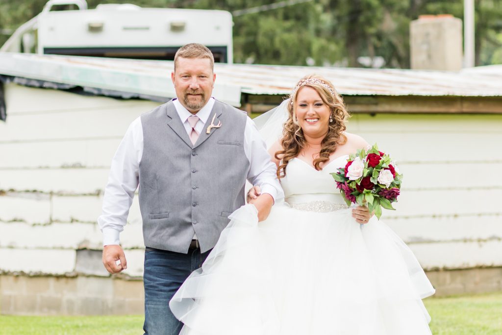 TYLER + JACIE - elizabethbehanphotography.com