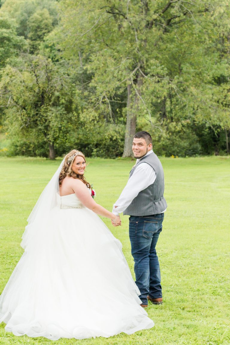 TYLER + JACIE - elizabethbehanphotography.com