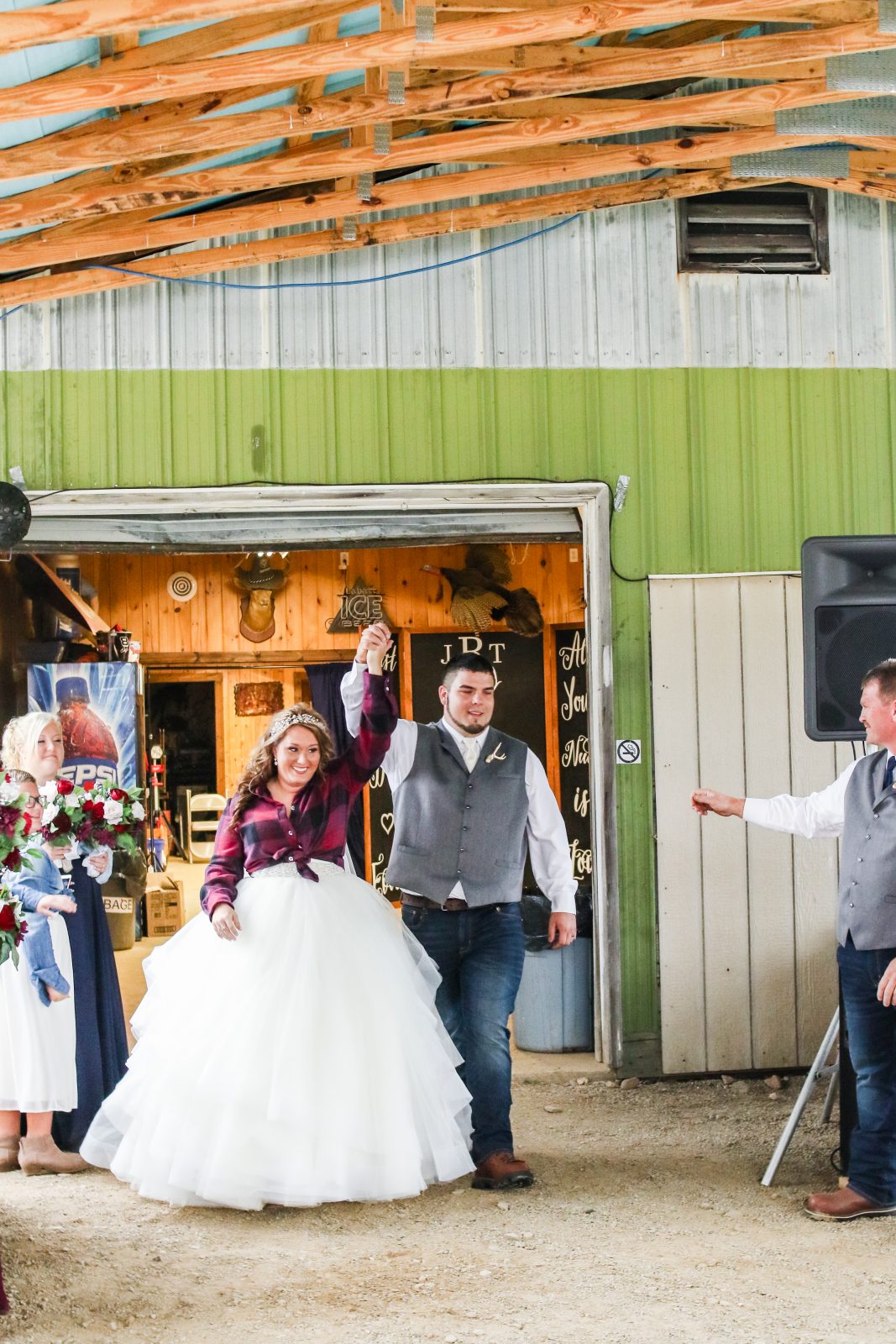 TYLER + JACIE - elizabethbehanphotography.com