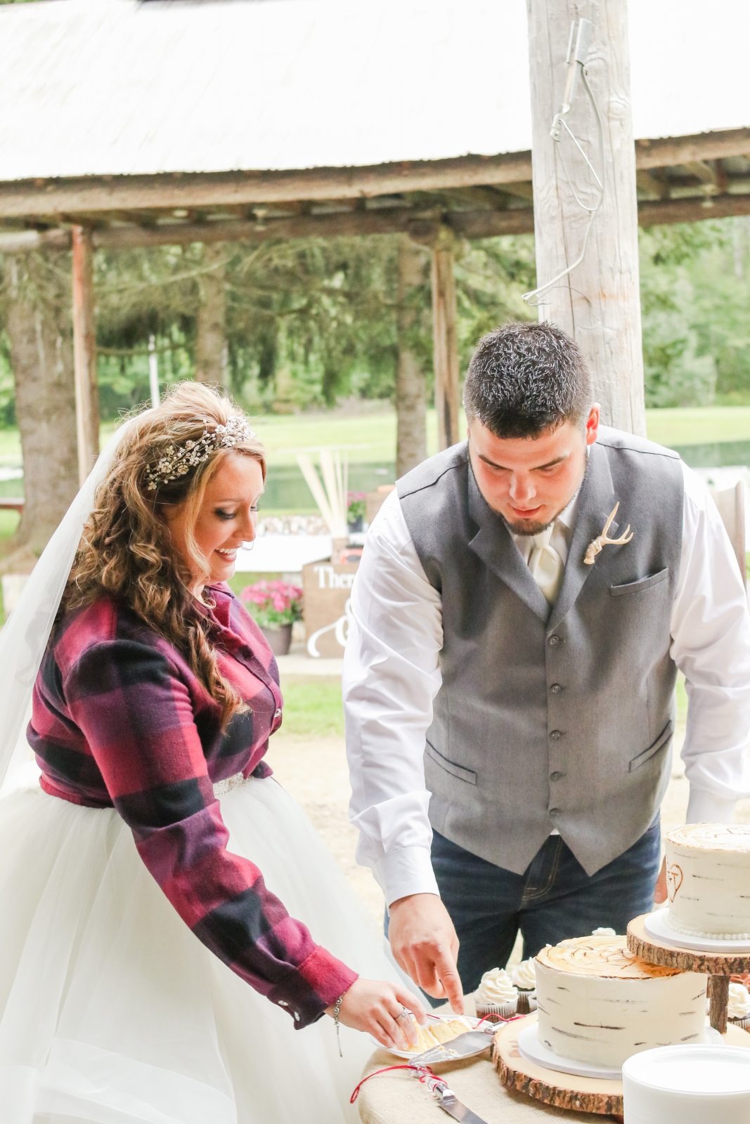 TYLER + JACIE - elizabethbehanphotography.com