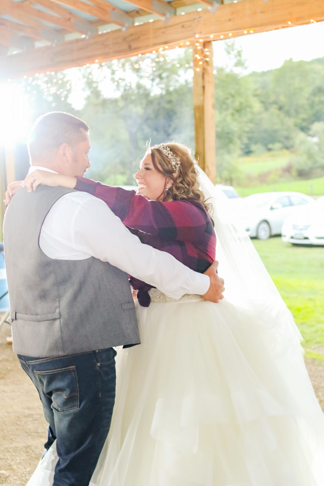 TYLER + JACIE - elizabethbehanphotography.com